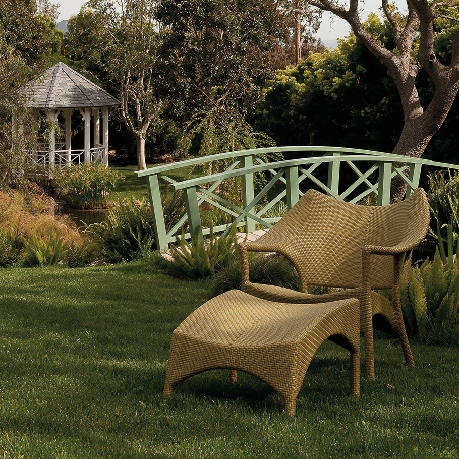 AMARI LOW BACK LOUNGE CHAIR - JANUS et Cie