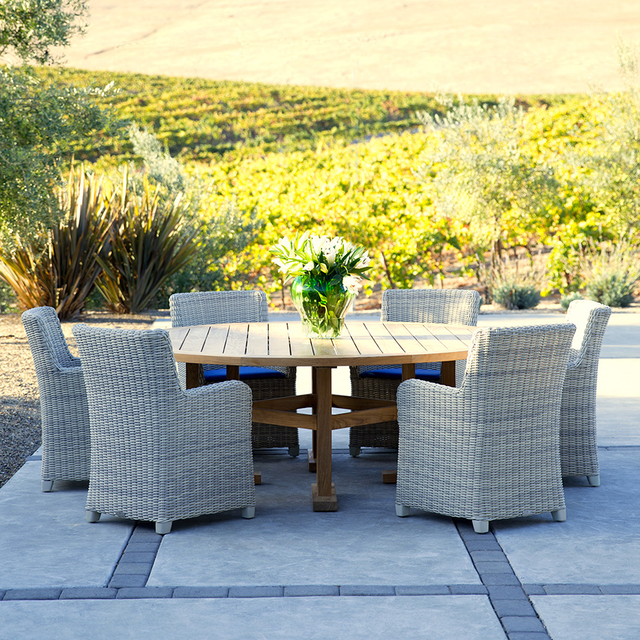 ARBOR DINING TABLE ROUND 203 - JANUS et Cie