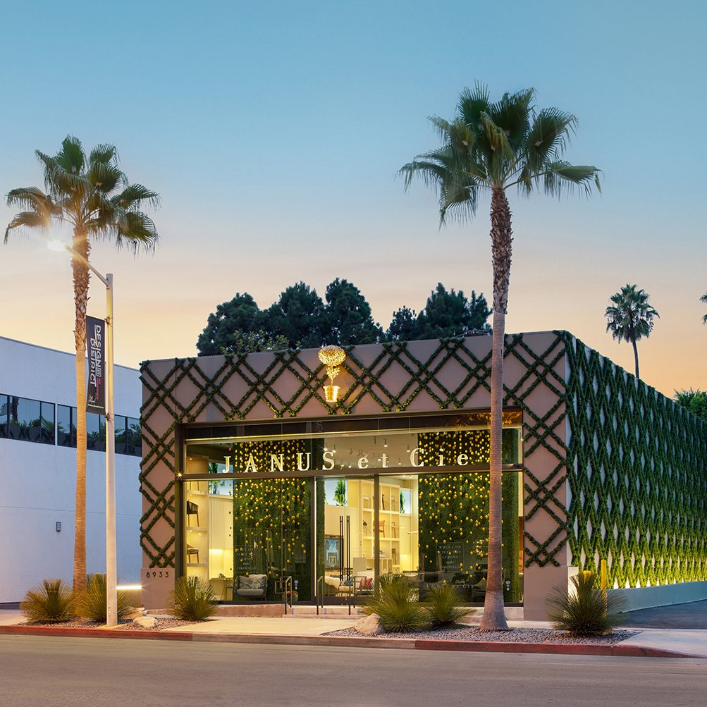 L.A. BEVERLY BLVD — JANUS et Cie