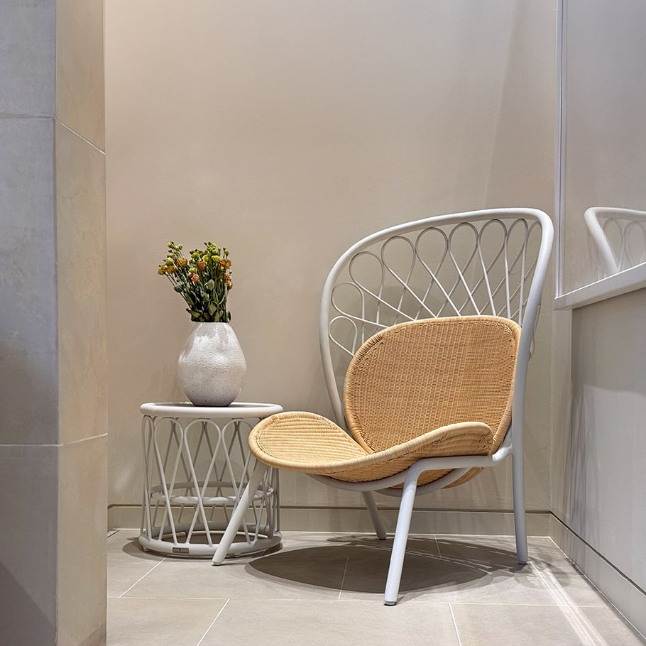 PLUME HIGH BACK LOUNGE CHAIR - JANUS et Cie