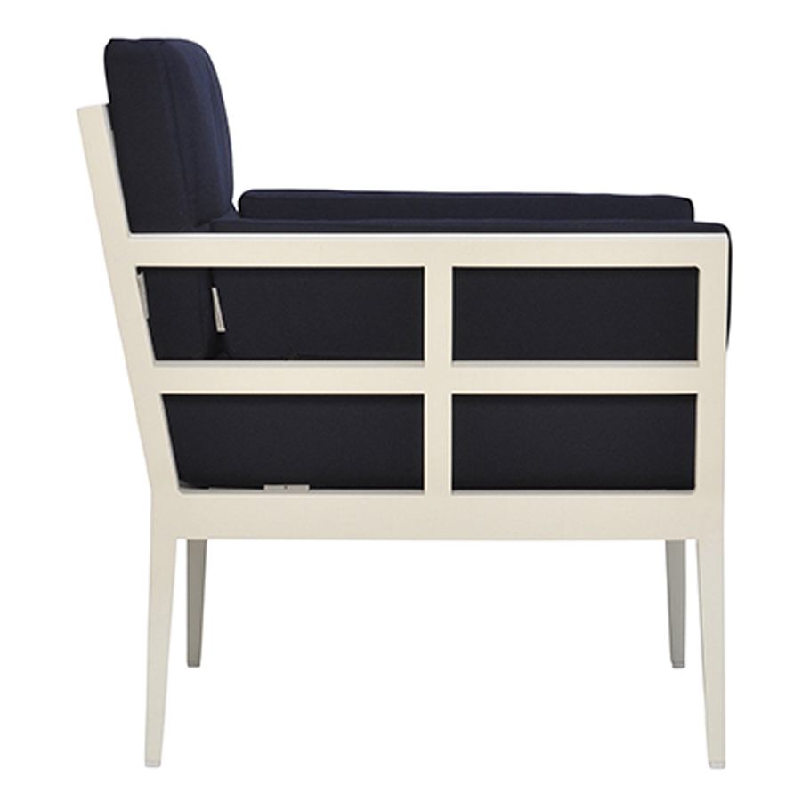 SLANT LOUNGE CHAIR - JANUS et Cie